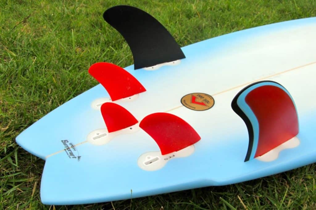 The Science of Surfboard Fins: Types, Materials, and Design