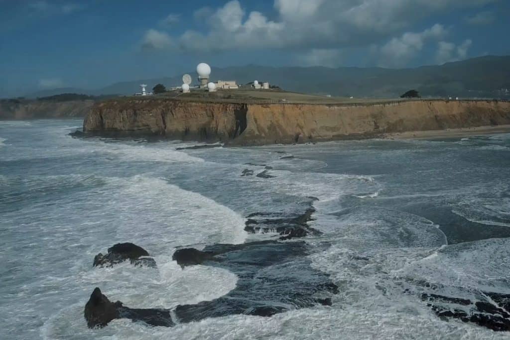 Big Wave Surfing: Titans of Mavericks and Iconic Competitions