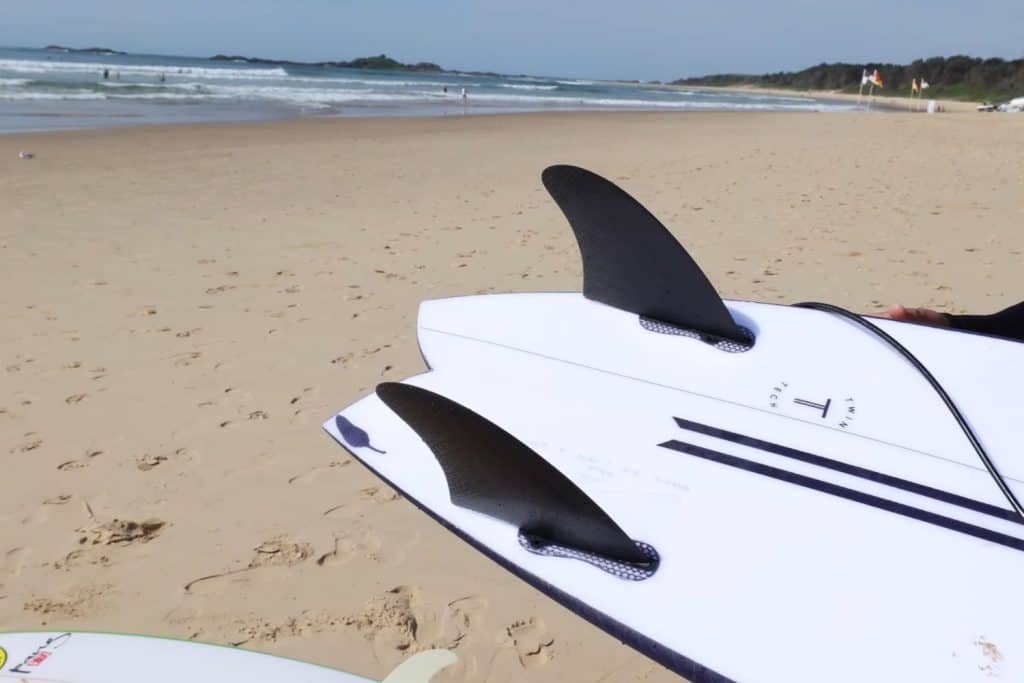 The Science of Surfboard Fins: Types, Materials, and Design